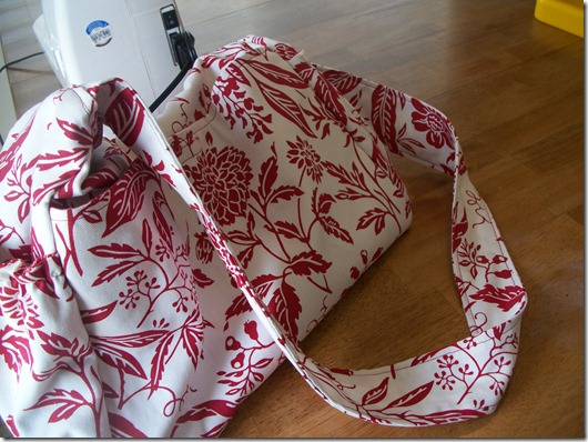 I'm a Mom not a Professional: The M.E. Bag